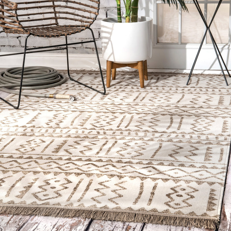 Outdoor Tribal Gretchen Rug – Modern Rustic Home